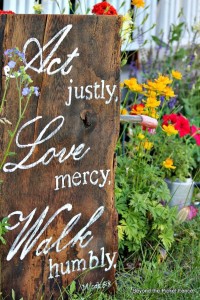 40 DIY Pallet Signs With Step by Step How To