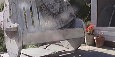 Coolest Pallet & Cable Reel Bench Ever! Gals Get Your Guys Ready to Saw ...