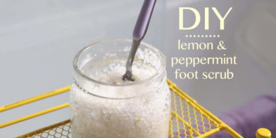 She Makes A Fabulous Lemon Peppermint Foot Scrub To Relieve Her Tired ...