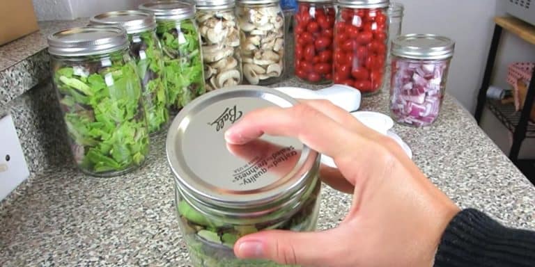 Mason Jar Hack That May Keep Produce Fresh For A Week - DIY Joy