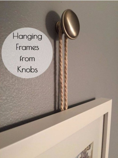 30 Tips and Tricks for Hanging Photos and Frames - DIY Joy
