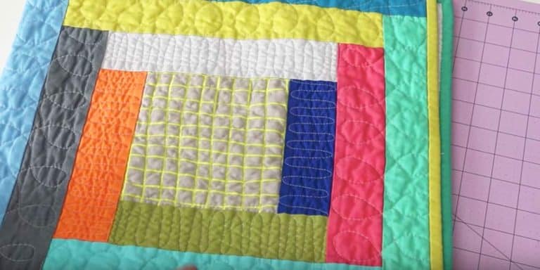 Simple Log Cabin Quilt Tutorial (Beginner Project Idea) - DIY Joy