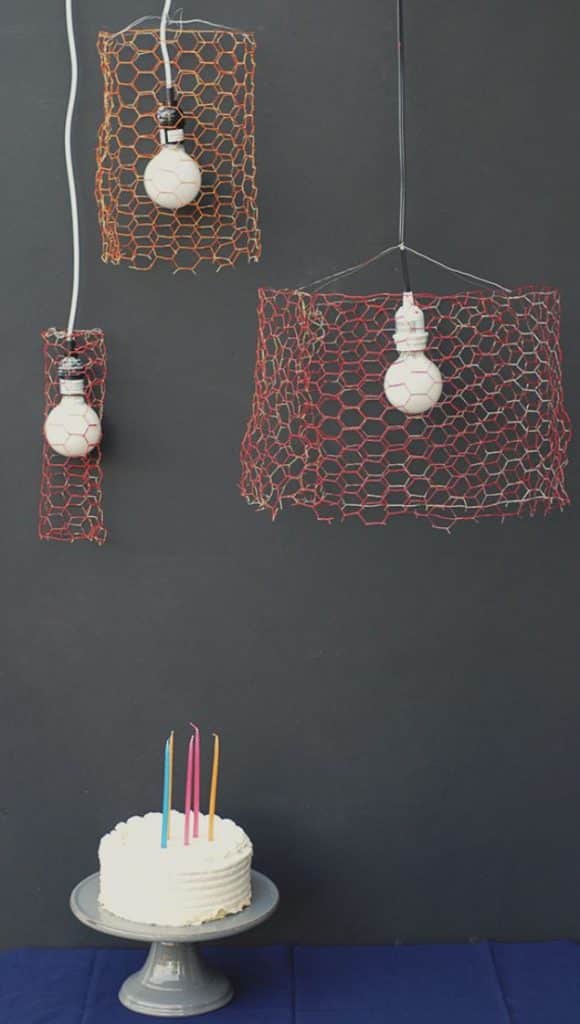 41 DIY Chicken Wire Crafts - Rustic Home Decor Ideas