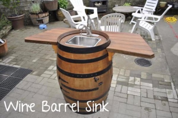 33 DIY Ideas Made With Old Barrels - DIY Joy