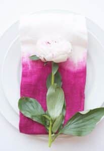 42 Cool Napkins and Placemats To Make Today