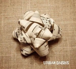 50 Creative DIY Bows To Make For Christmas Packages