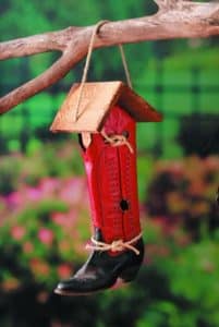 34 DIY Bird Houses