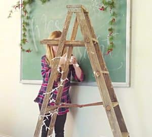 DIY Rustic Farmhouse Christmas Tree Using An Old Ladder - DIY Joy