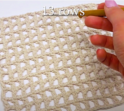 How To Crochet A Wavy Hot Pad - DIY Joy