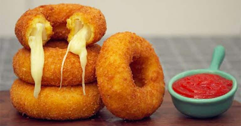 Mozzarella Onion Rings Recipe - DIY Joy