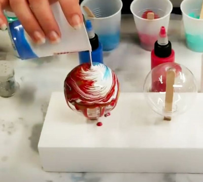 DIY Acrylic Pour Ornament - DIY Joy