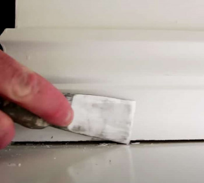 How To Fix Cracks Around Window Sills - DIY Joy