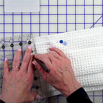 How To Make A Hanging Towel With Loop - DIY Joy