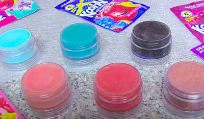 Kool-Aid Lip Gloss Recipe - DIY Joy