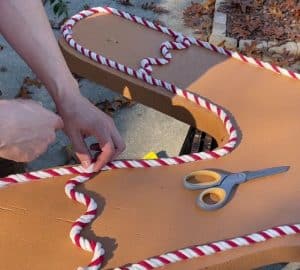 DIY Christmas Decor Idea: Big Gingerbread Men - DIY Joy