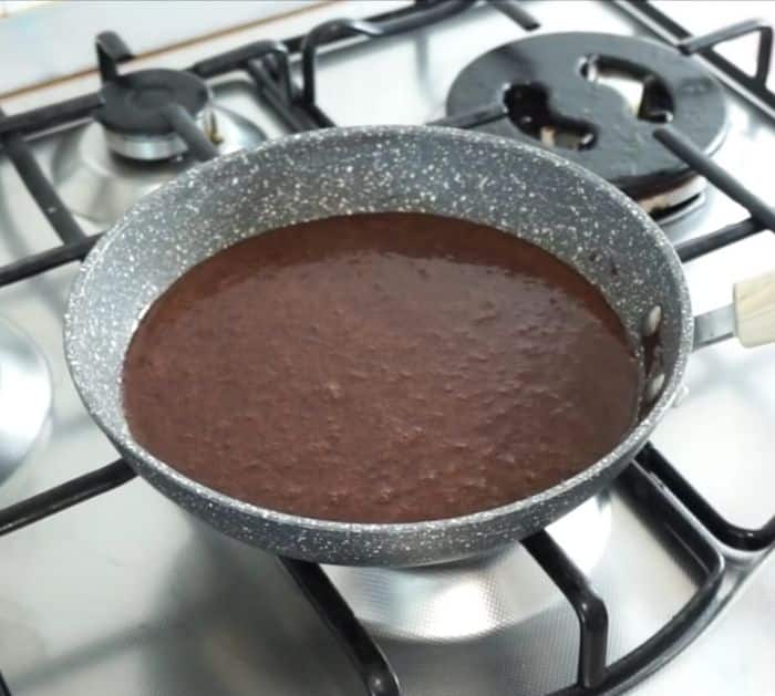 10 Minute Frying Pan Chocolate Cake Recipe DIY Joy