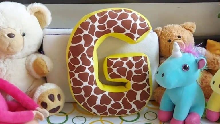 Easy Personalized Letter Pillow Sewing Tutorial - DIY Joy