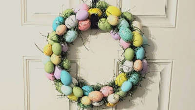 Easy & Quick Dollar Tree Easter Egg Wreath Tutorial - DIY Joy