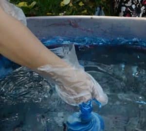 Easy Bottle Hydro Dipping Technique Tutorial - DIY Joy