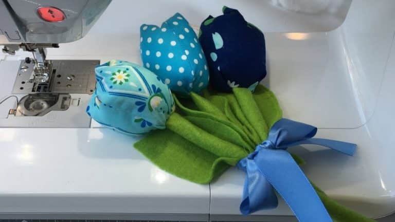 How To Sew Fabric Tulip Flowers - DIY Joy