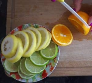 Refreshing Summer Fruit Punch Recipe - DIY Joy