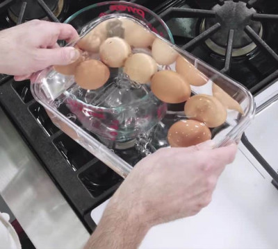 How To Make Perfect Boiled Eggs With Shells That Fall Off Easily - DIY Joy