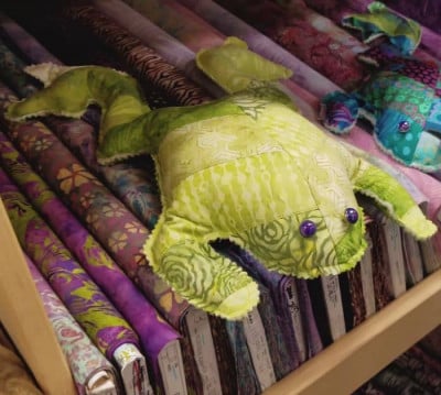 Simple Scrappy Frog Sewing Tutorial - DIY Joy
