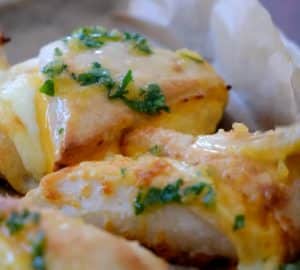 Easy and Cheesy Garlic Butter Bread Bites - DIY Joy