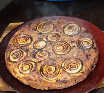 Skillet Upside-Down Onion Cornbread Recipe - DIY Joy
