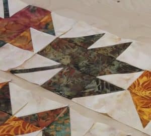 Maple Leaf Table Runner - DIY Joy