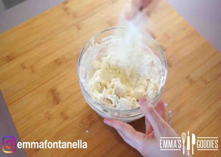 2-Ingredient Mini Glazed Donuts Recipe - DIY Joy