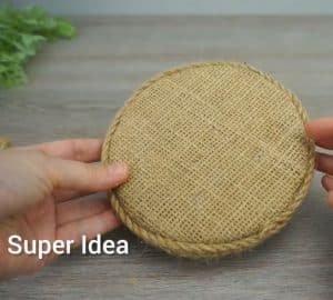 DIY Christmas Candlestick Made From Cones - DIY Joy