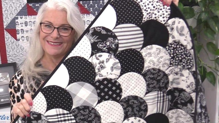 Easier Way to Make a Clamshell Quilt - DIY Joy