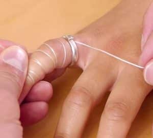 How To Remove Stuck Ring From Finger Easily - DIY Joy