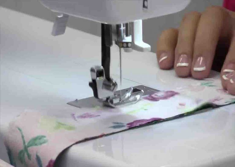 Two-Step Quilt With Jenny Doan Tutorial - DIY Joy