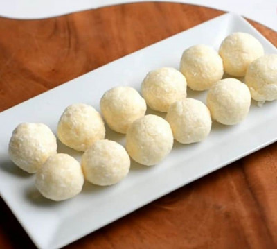 4-Ingredient No-Bake Chocolate Balls Recipe - DIY Joy