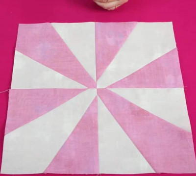 Easy Quilt-As-You-Go Daisy Block - DIY Joy