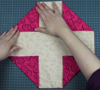Quick & Easy Petal Drawstring Gift Bag Sewing Tutorial - DIY Joy