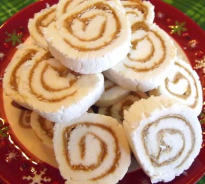 6-Ingredient Peanut Butter Pinwheels Candy Recipe - DIY Joy