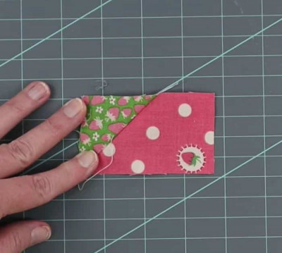 How To Sew A Strawberry Quilt Block - DIY Joy