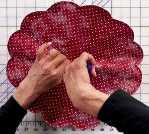 Simply Sweet Table Topper Sewing Tutorial - DIY Joy