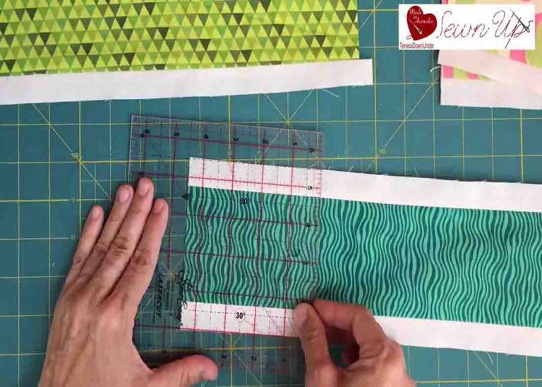 Beginner-Friendly Bricks Quilt Tutorial - DIY Joy