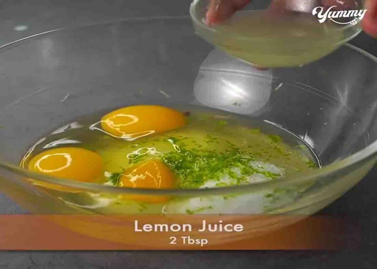 One-Bowl Lemon Brownies Recipe - DIY Joy