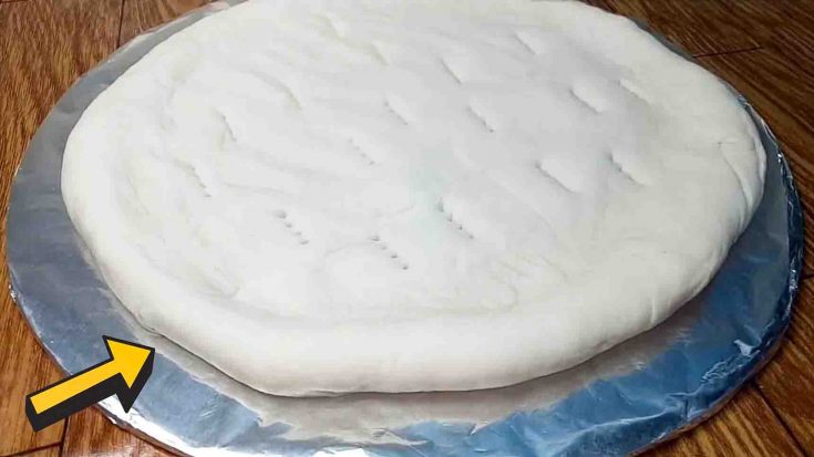 Quick & Easy Pizza Dough Base Recipe - DIY Joy