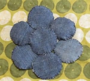 DIY Doormat Using Old Jeans - DIY Joy