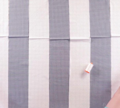 Easy Baby Gingham Quilt Tutorial (with Free Pattern) - DIY Joy