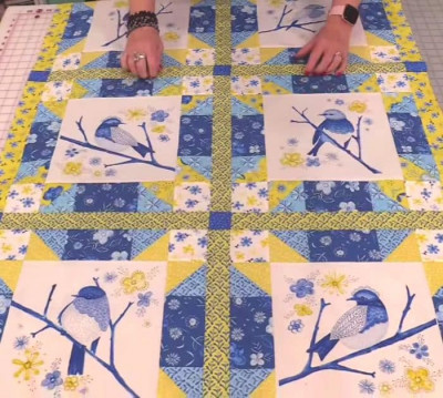 Easy Fat Quarter-Friendly Sunshine Quilt Tutorial - DIY Joy