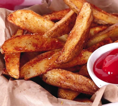 Super Easy Copycat Red Robin Potato Fries Recipe - DIY Joy
