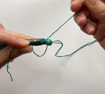 How to Make Embroidery Thread Tassels - DIY Joy