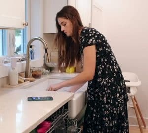 Learn How To Do A 30-Minute Kitchen Reset - DIY Joy